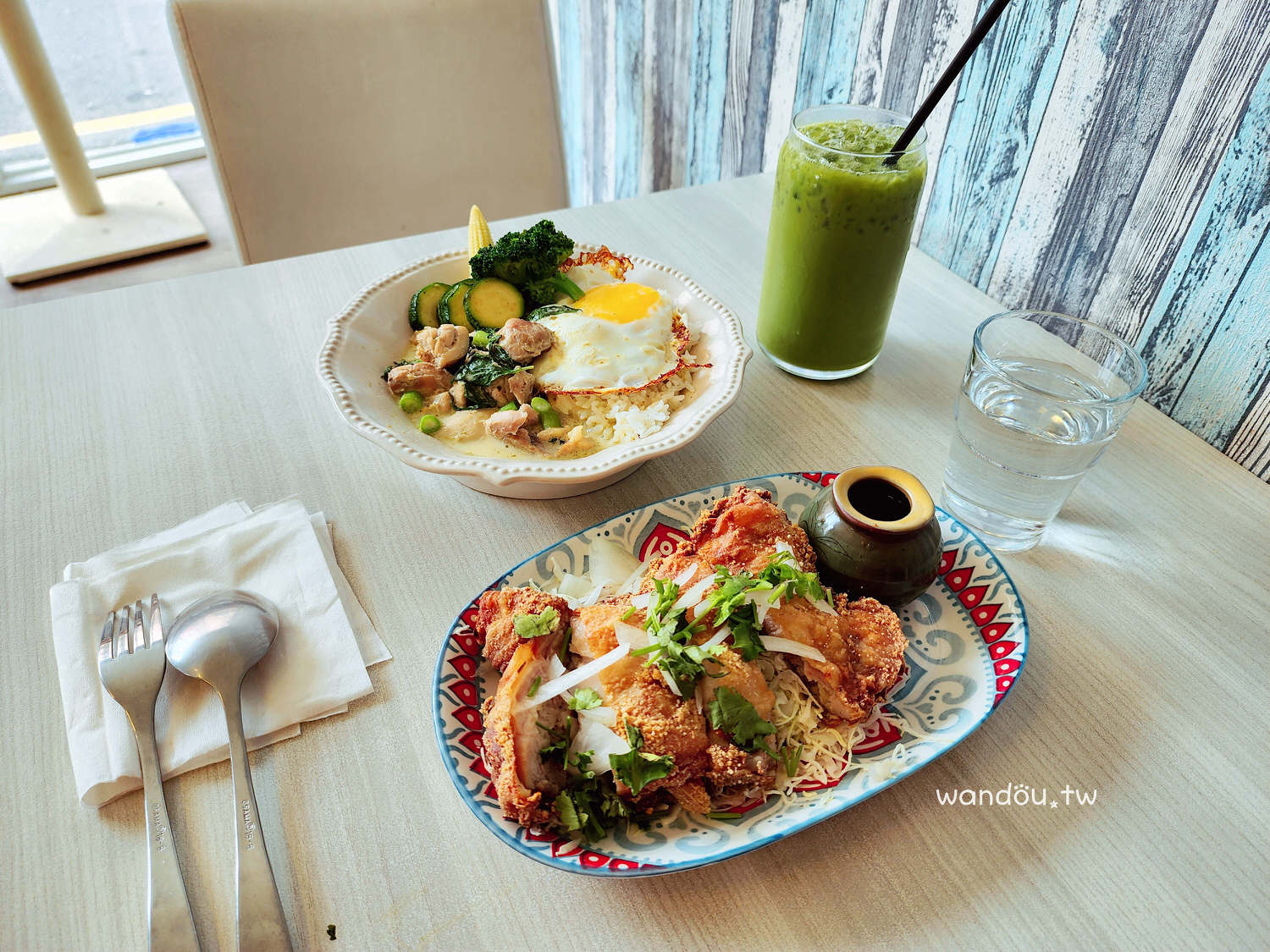 你的泰式Need Times(高雄泰式料理) 捷運大東站平價清新泰式料理 綠咖哩 – 豌豆自遊自在美食趣